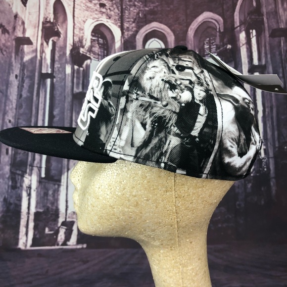 Disney | Accessories | Star Wars Graphic Snap Back | Poshmark